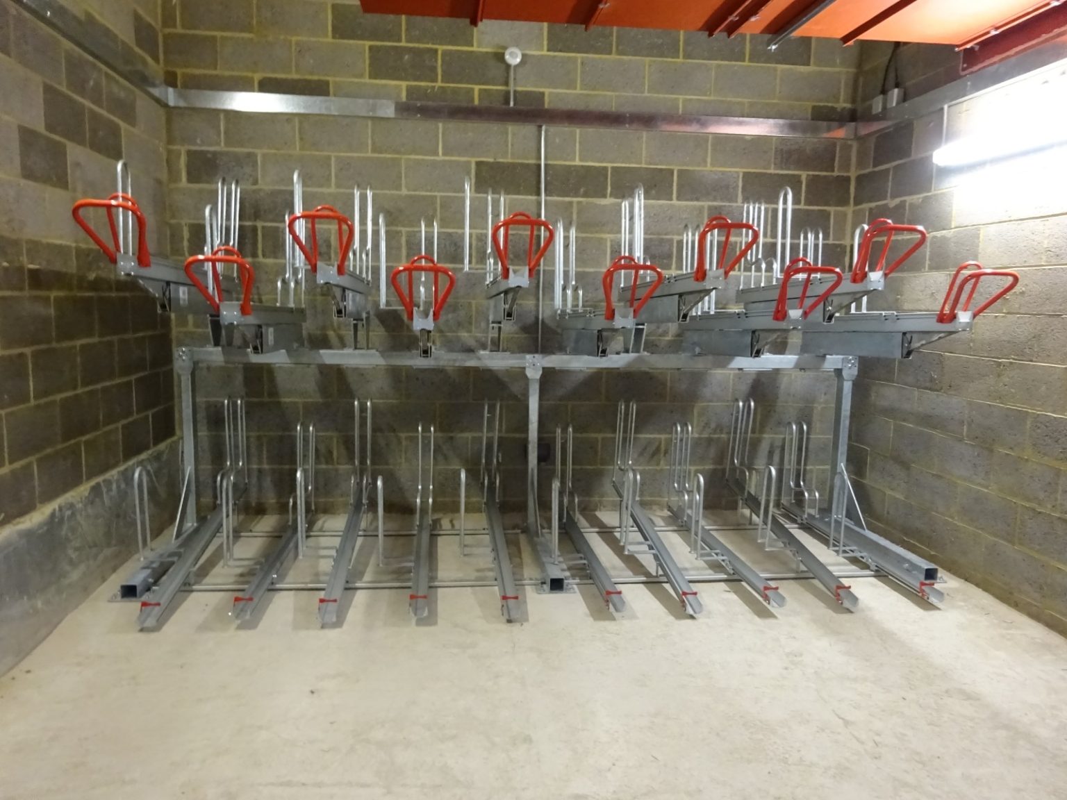 Hampshire Plus | Space-efficient bike racking system